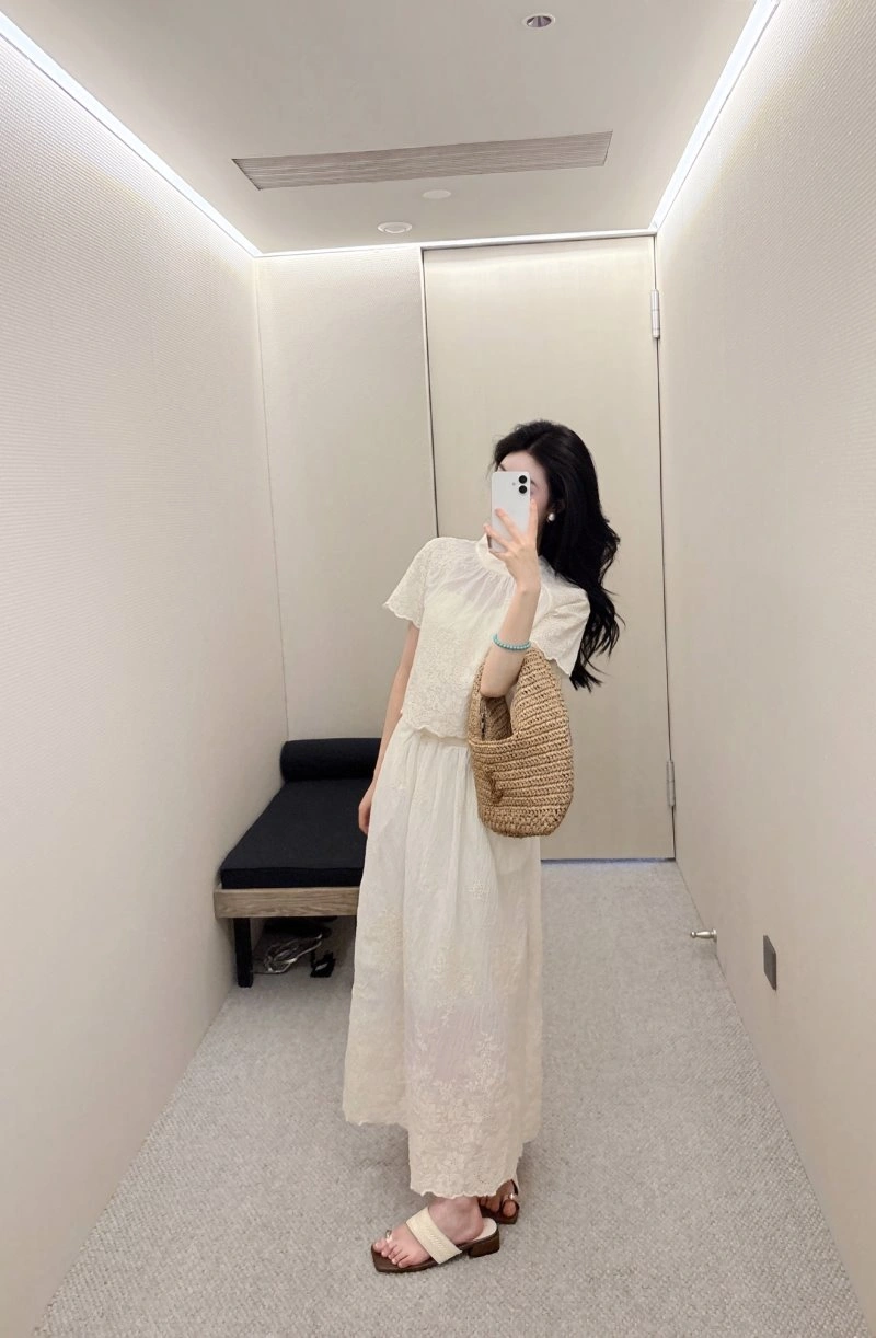 Factory-made Unclassified Brand Dress Suits