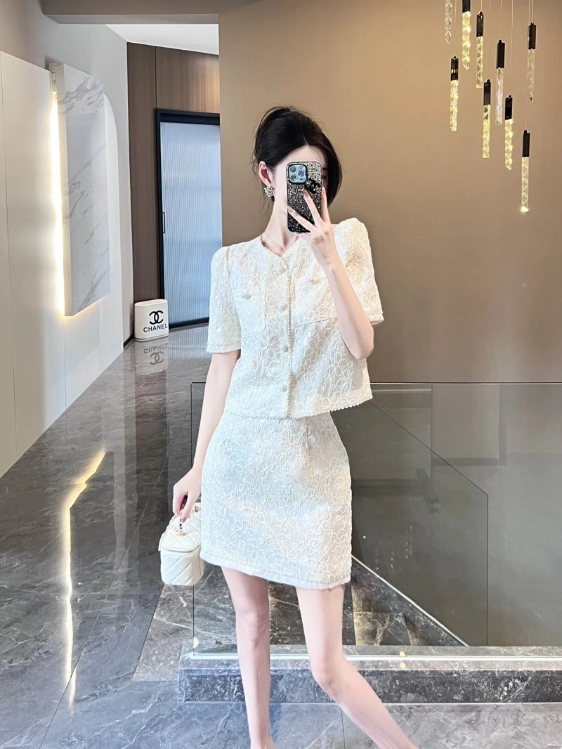 Unclassified Brand Dress Suits