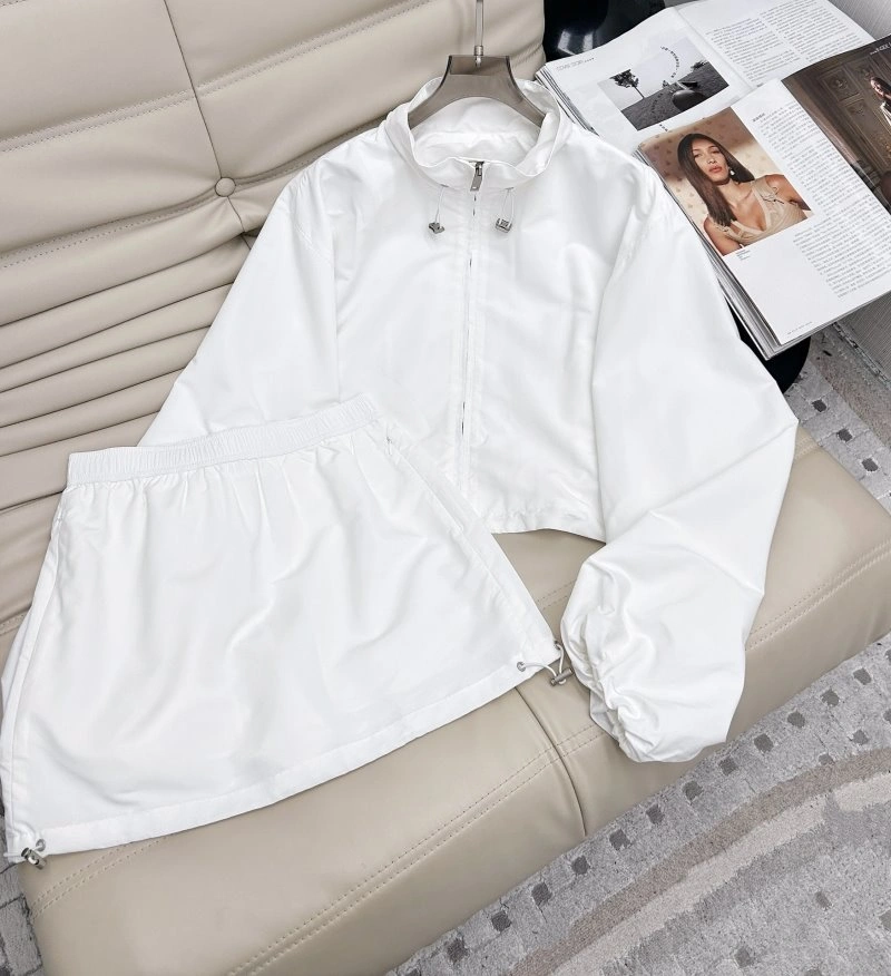 Unclassified Brand Dress Suits