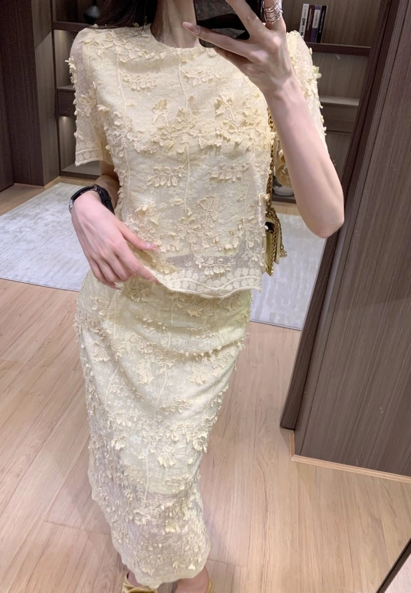 Reasonably priced Unclassified Brand Dress Suits