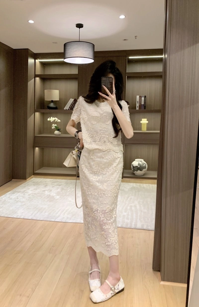 Economical Unclassified Brand Dress Suits