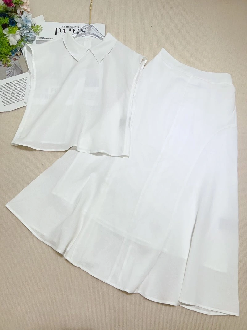 Authentic Unclassified Brand Dress Suits