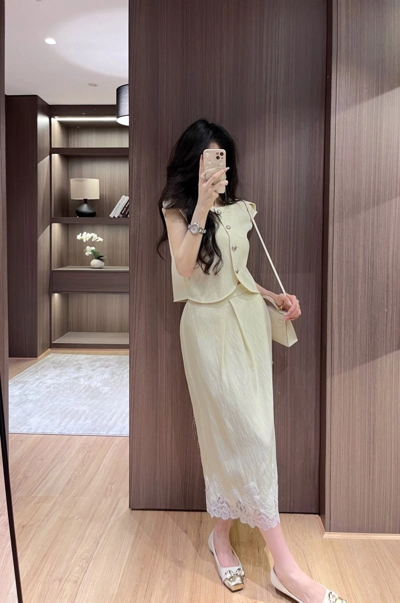 Unclassified Brand Dress Suits