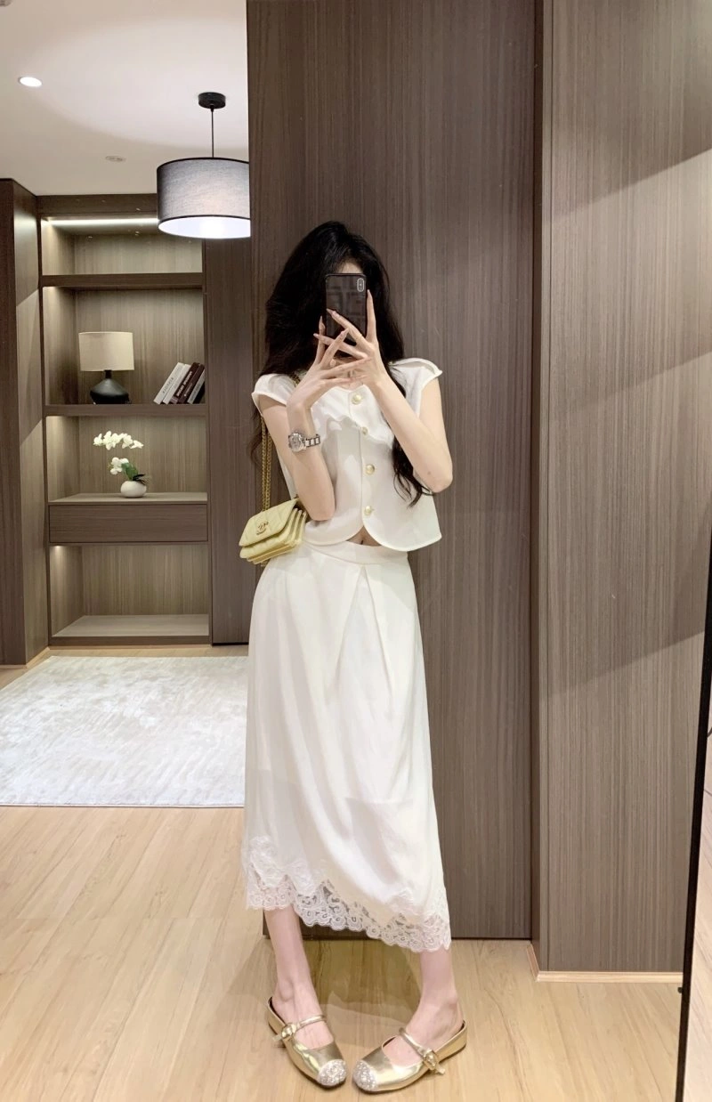 Accurate model Unclassified Brand Dress Suits