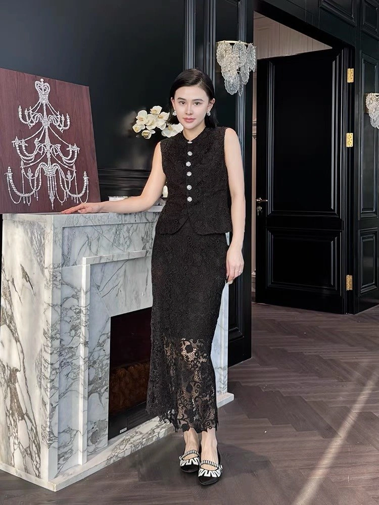 Unclassified Brand Dress Suits
