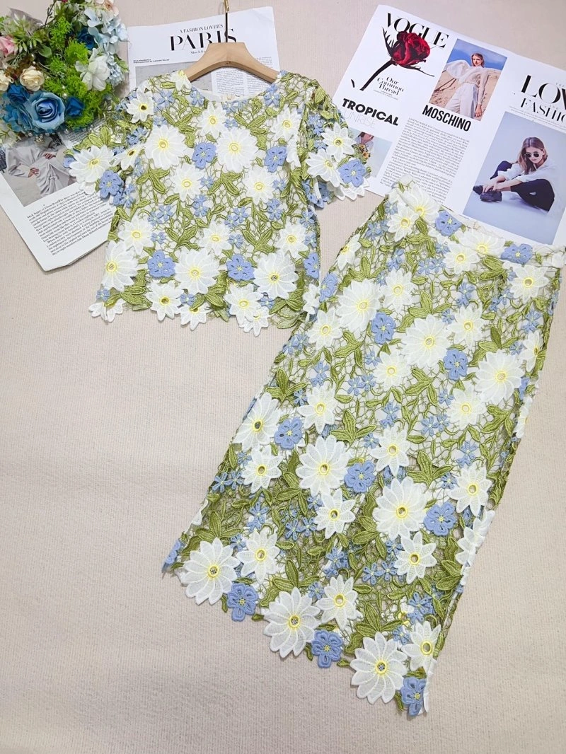 Economical Unclassified Brand Dress Suits