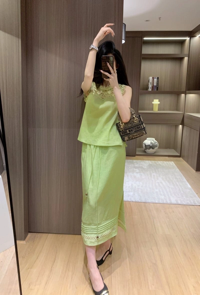 Budget-friendly Unclassified Brand Dress Suits