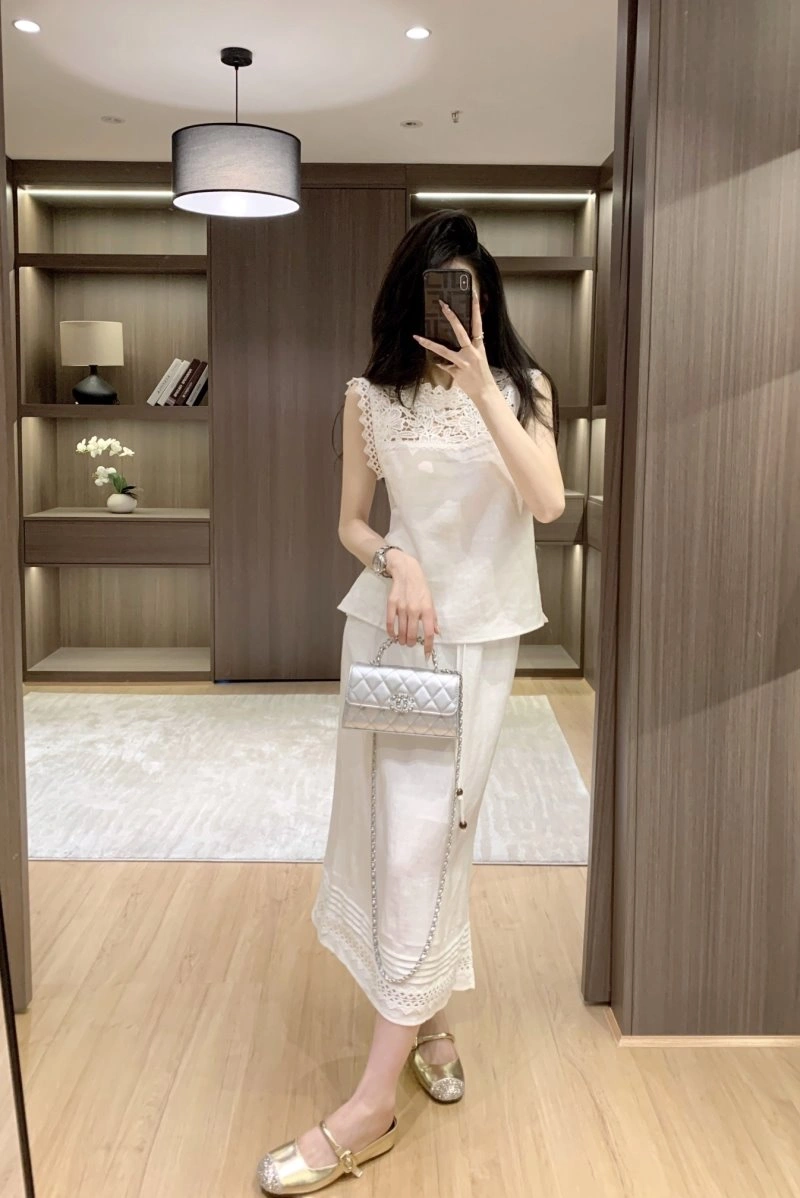 Unclassified Brand Dress Suits