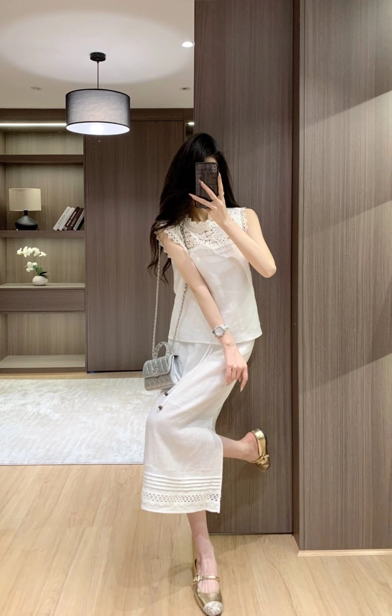 Economical Unclassified Brand Dress Suits