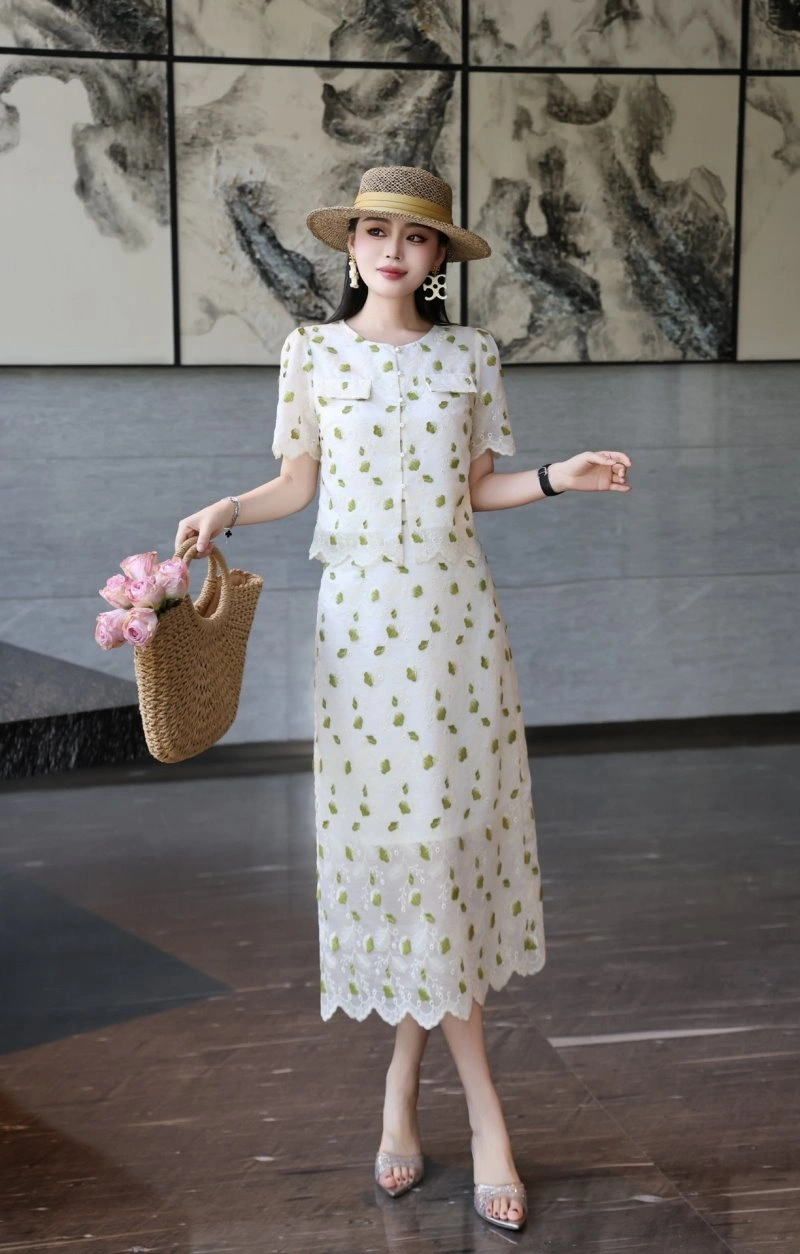 Unclassified Brand Dress Suits