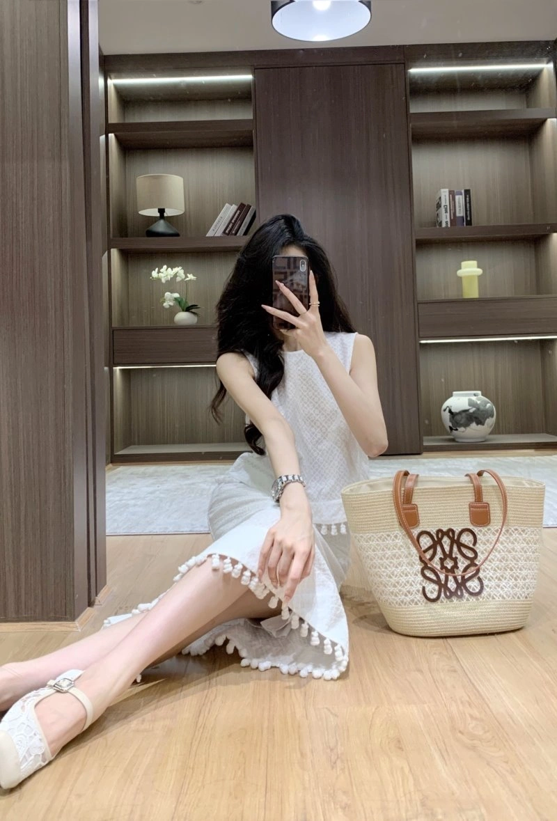 Top match Unclassified Brand Dress Suits