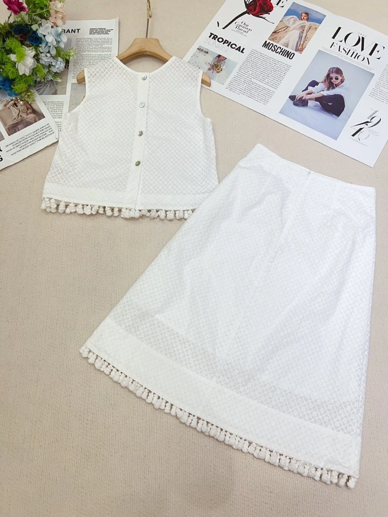 Top match Unclassified Brand Dress Suits