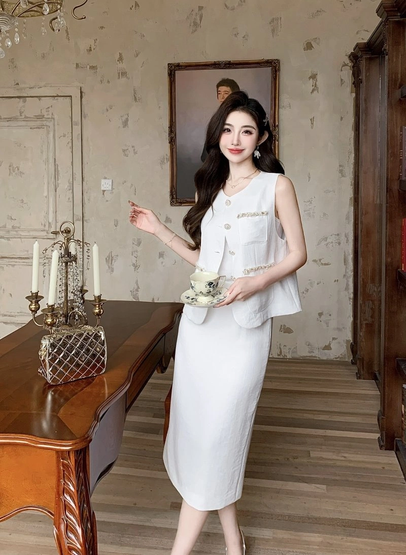 Unclassified Brand Dress Suits