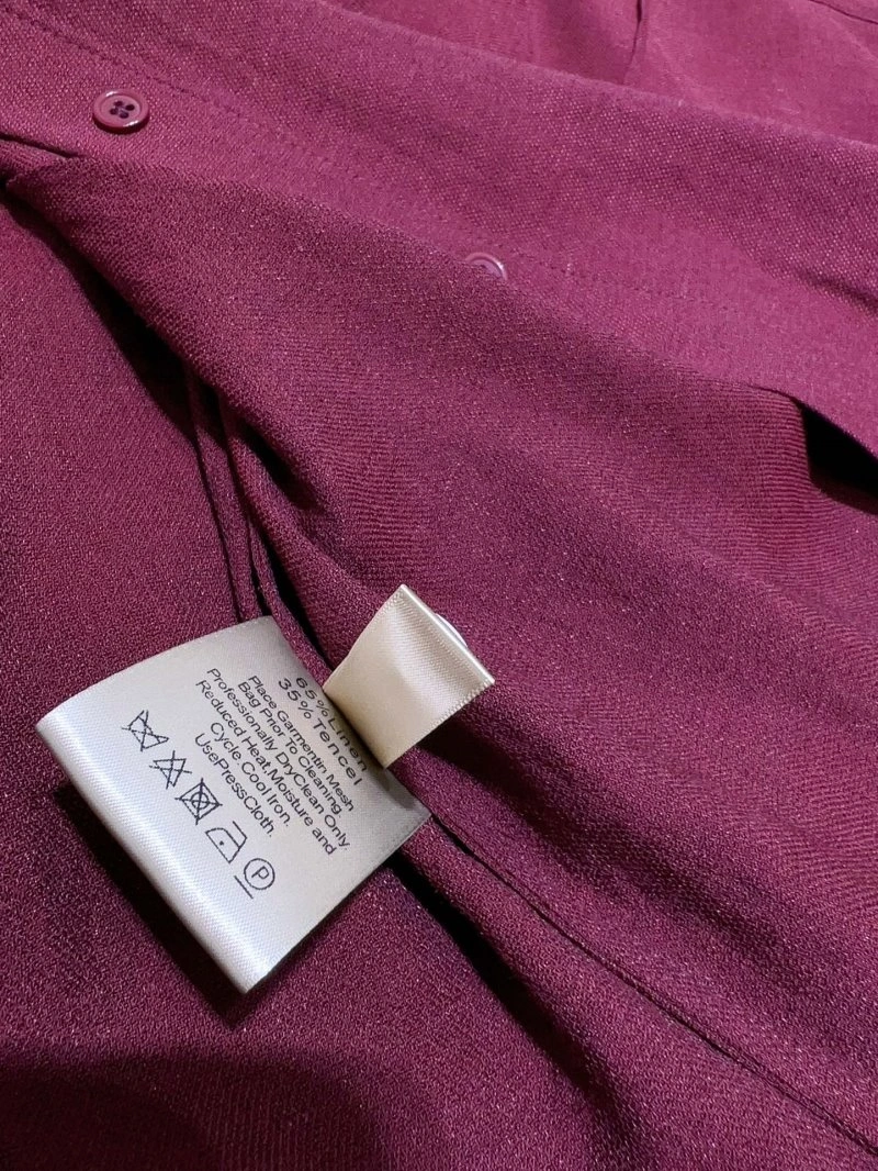 Bargain Unclassified Brand Dress Suits
