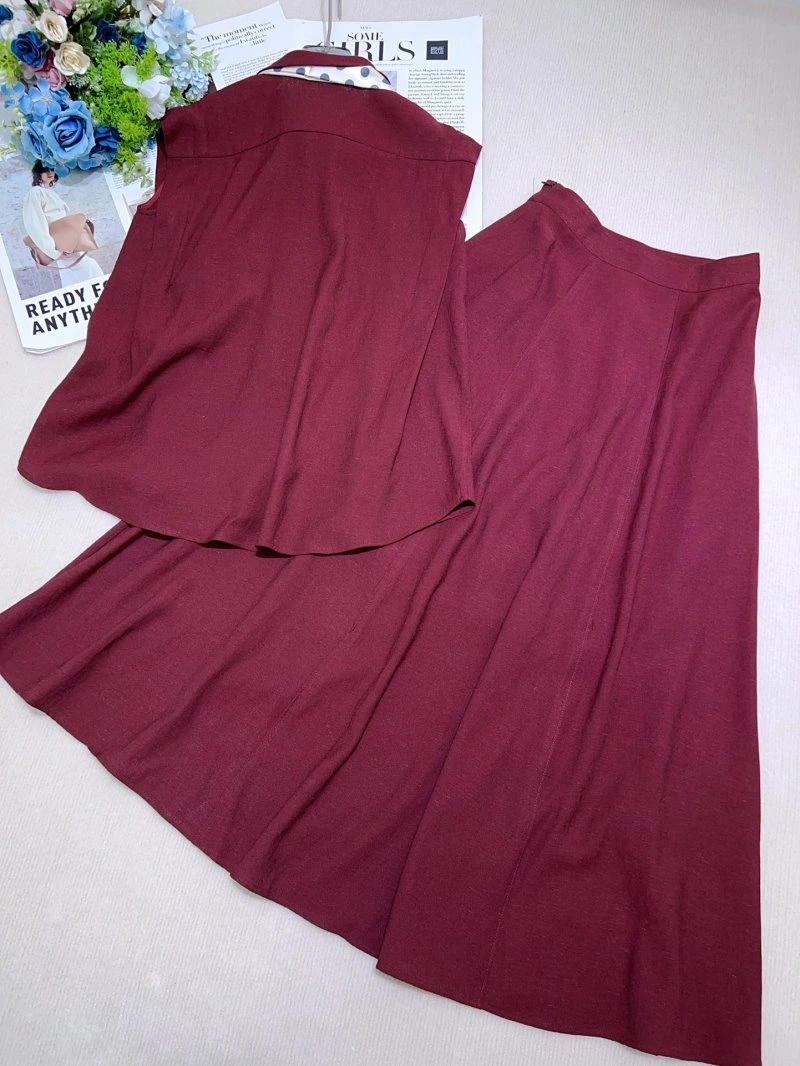 Bargain Unclassified Brand Dress Suits