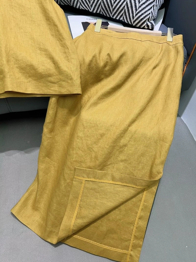 Mirror quality Unclassified Brand Dress Suits