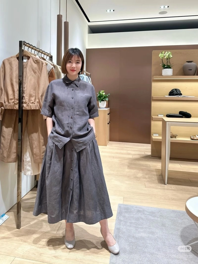 Unclassified Brand Dress Suits