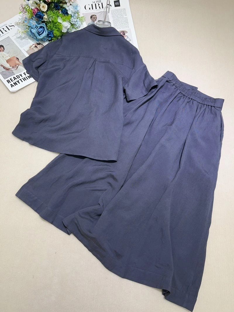 Reasonably priced Unclassified Brand Dress Suits