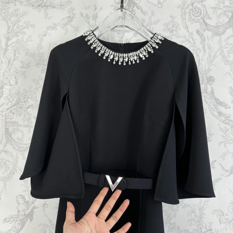 Brand-authenticated Unclassified Brand Dress
