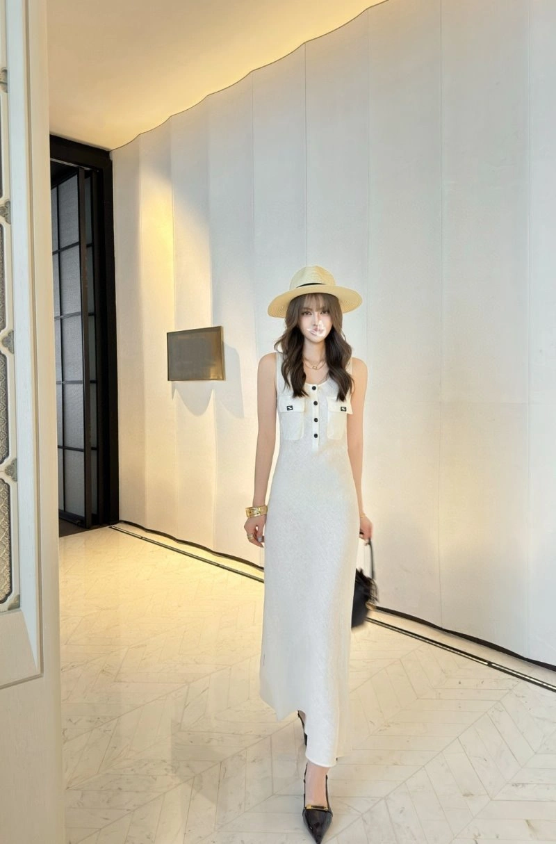 Unclassified Brand Dress