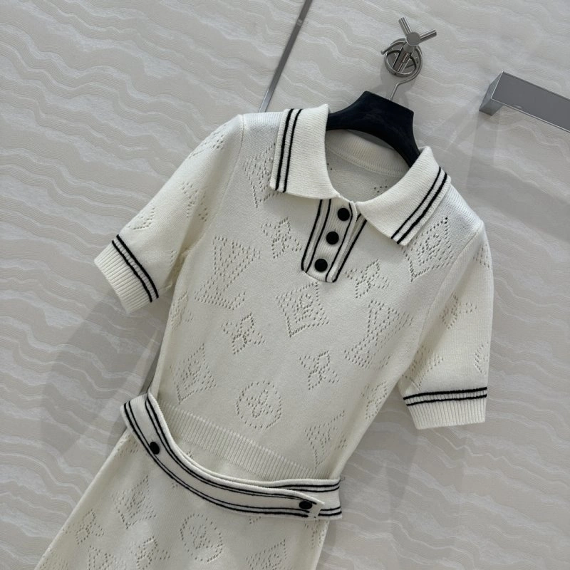 Real Unclassified Brand Dress