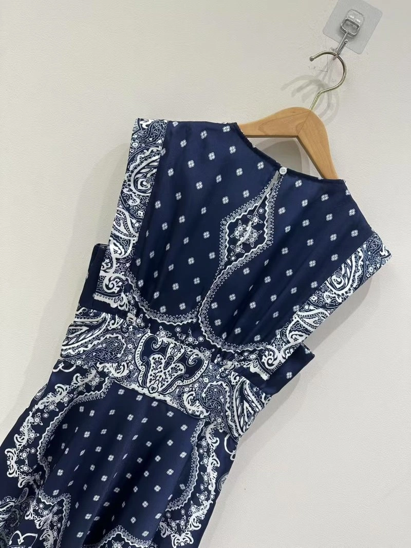 High fidelity Unclassified Brand Dress