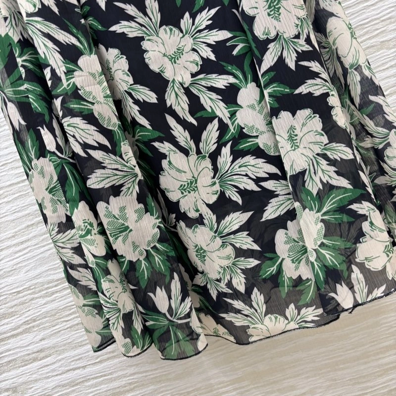 Indistinguishable Unclassified Brand Dress
