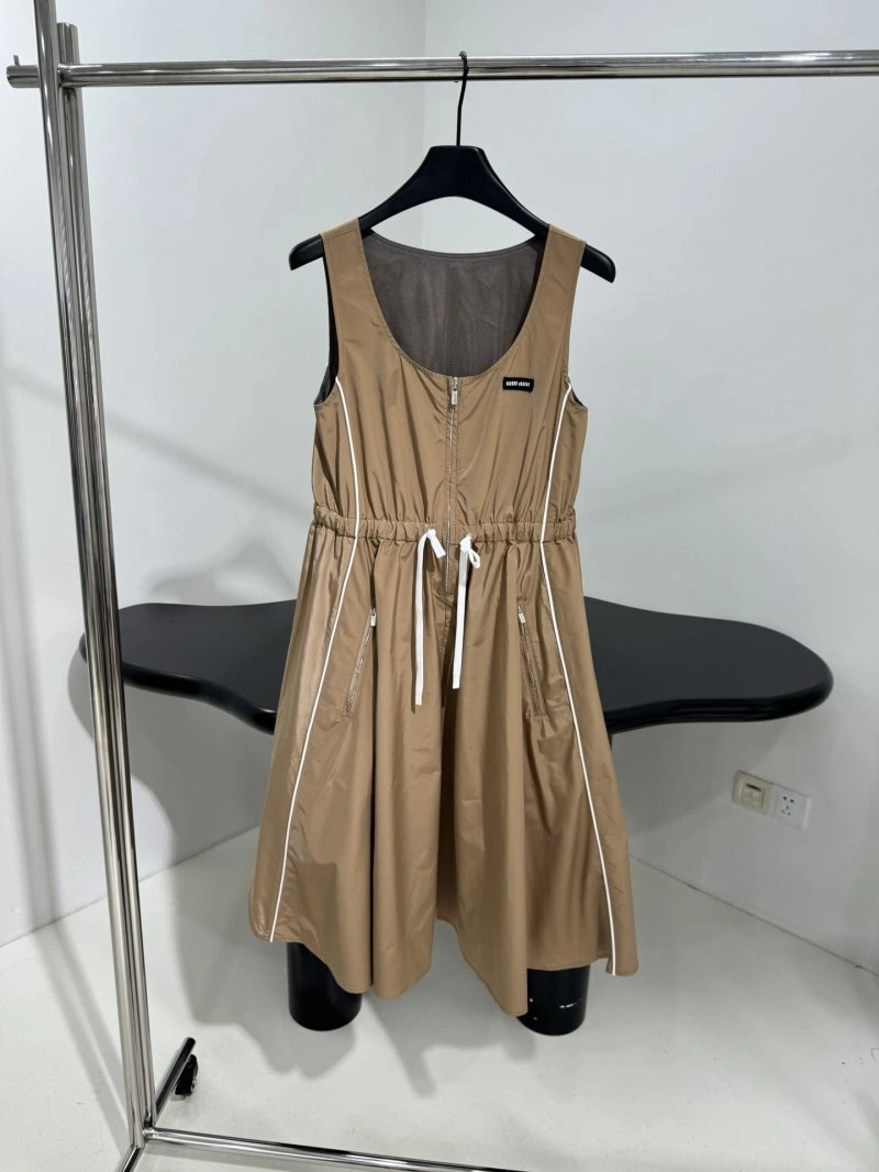 Unclassified Brand Dress