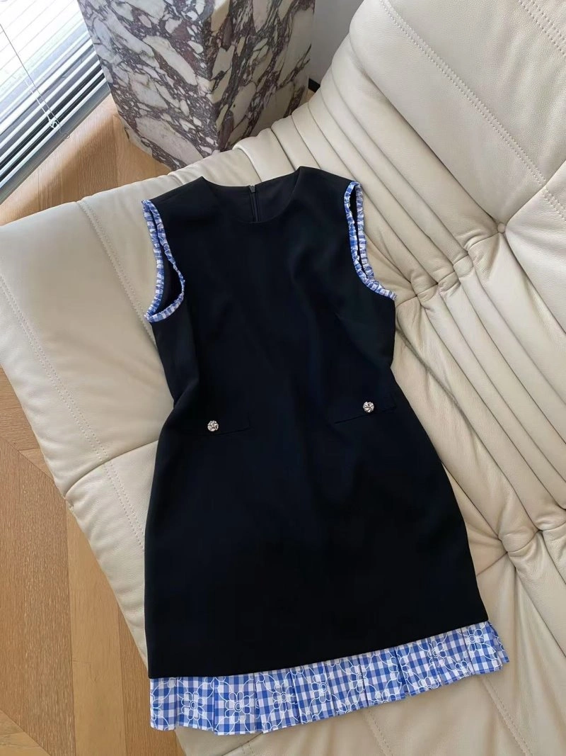 Unclassified Brand Dress