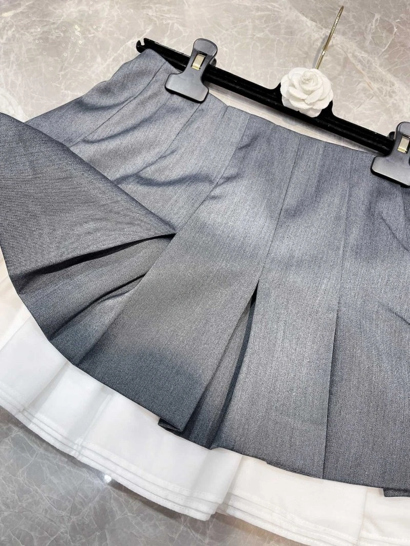 Indistinguishable Unclassified Brand Dress