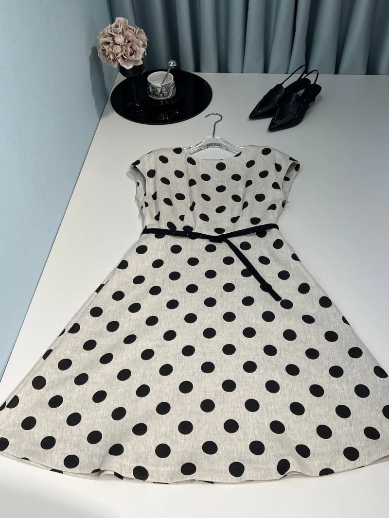 Unclassified Brand Dress