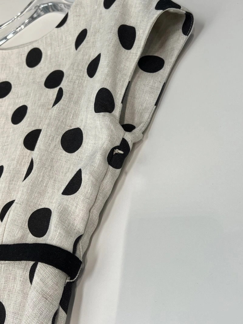 Discounted Unclassified Brand Dress