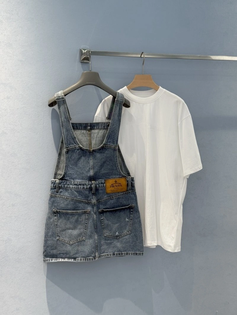 Economical Unclassified Brand Dress