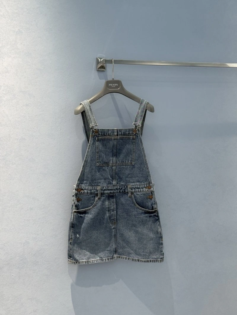 Economical Unclassified Brand Dress