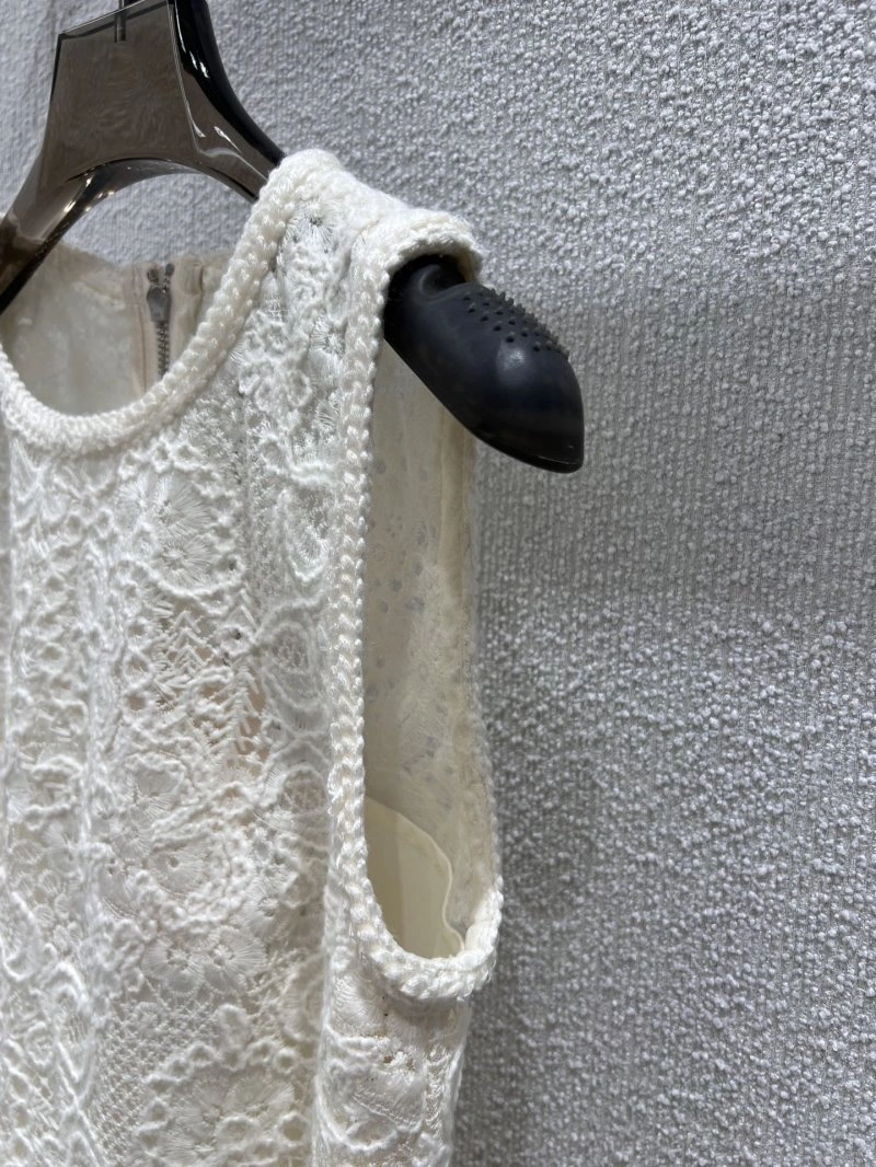 Low-cost Unclassified Brand Dress