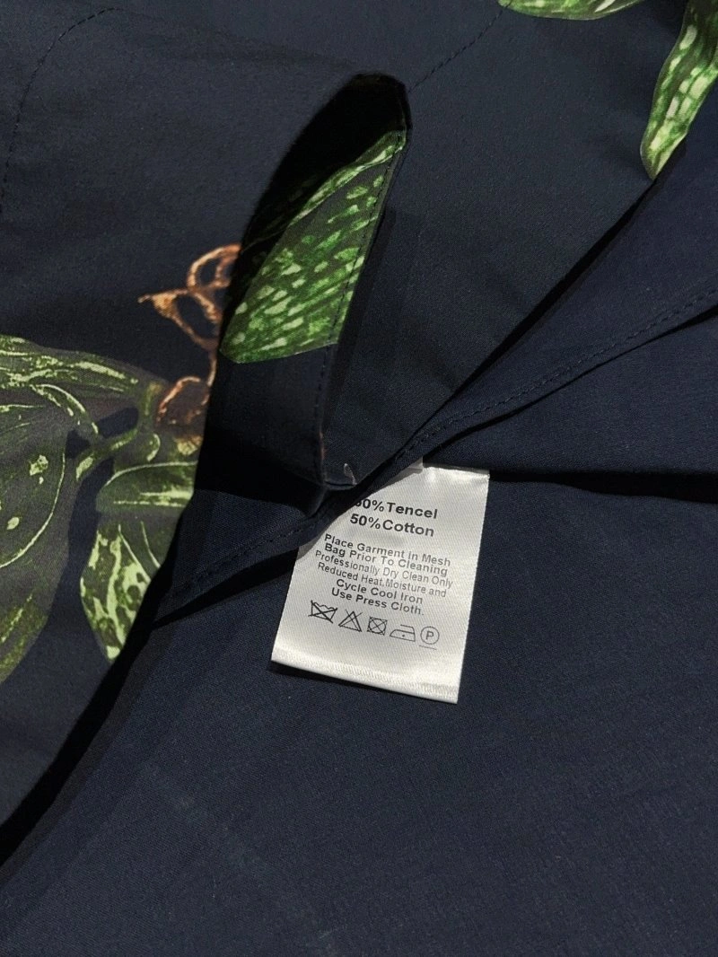 Accurate model Unclassified Brand Dress