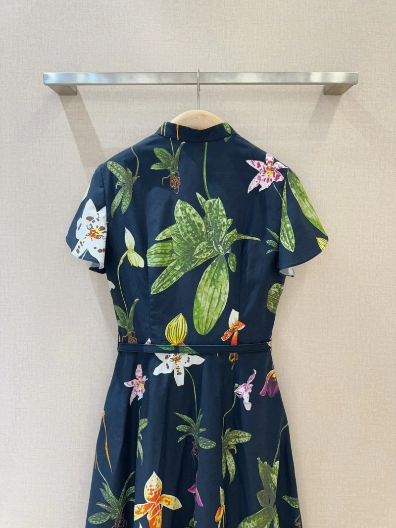 Precise copy Unclassified Brand Dress