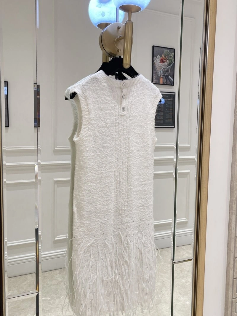 Cut-rate Unclassified Brand Dress