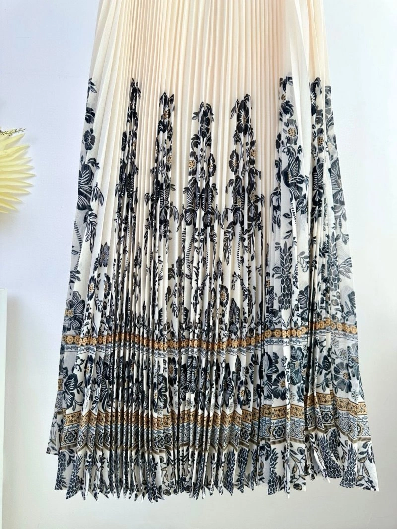 Value-priced Unclassified Brand Dress
