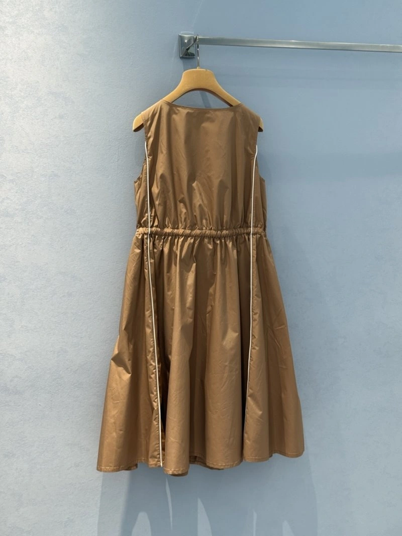 Legit Unclassified Brand Dress
