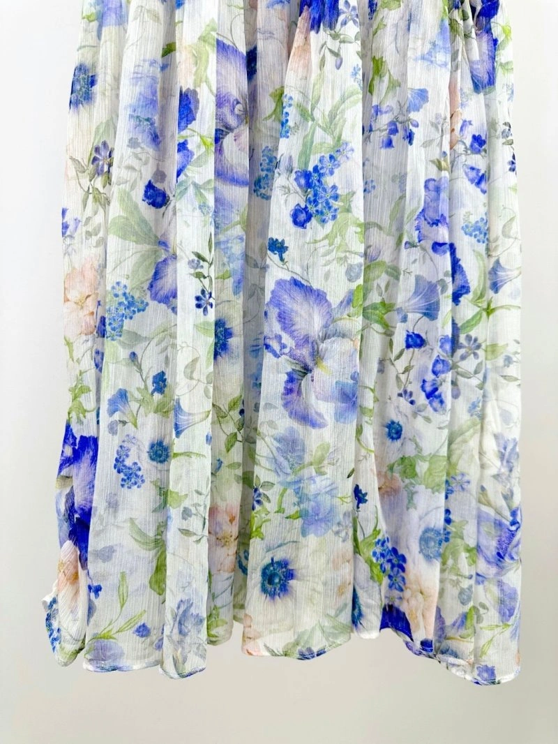 Indistinguishable Unclassified Brand Dress