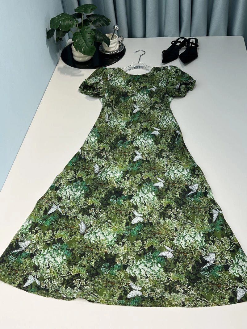Unclassified Brand Dress