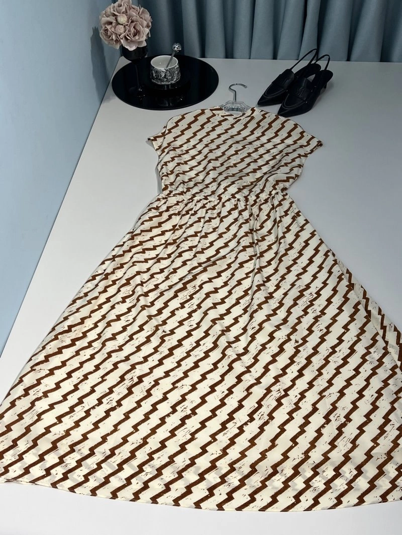 Brand-authenticated Unclassified Brand Dress