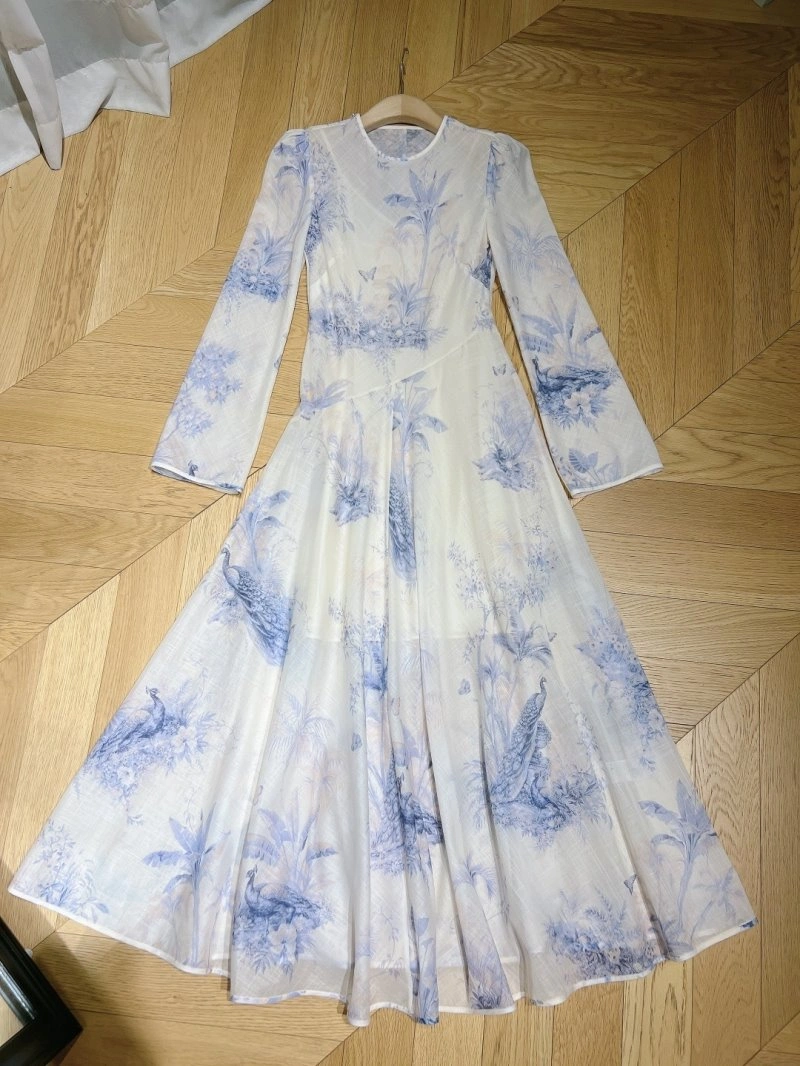 Real Unclassified Brand Dress