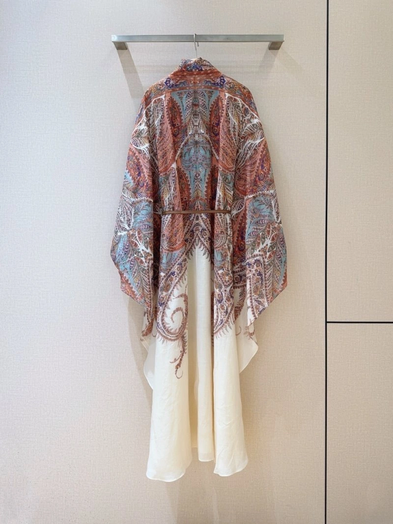 Inexpensive Unclassified Brand Dress
