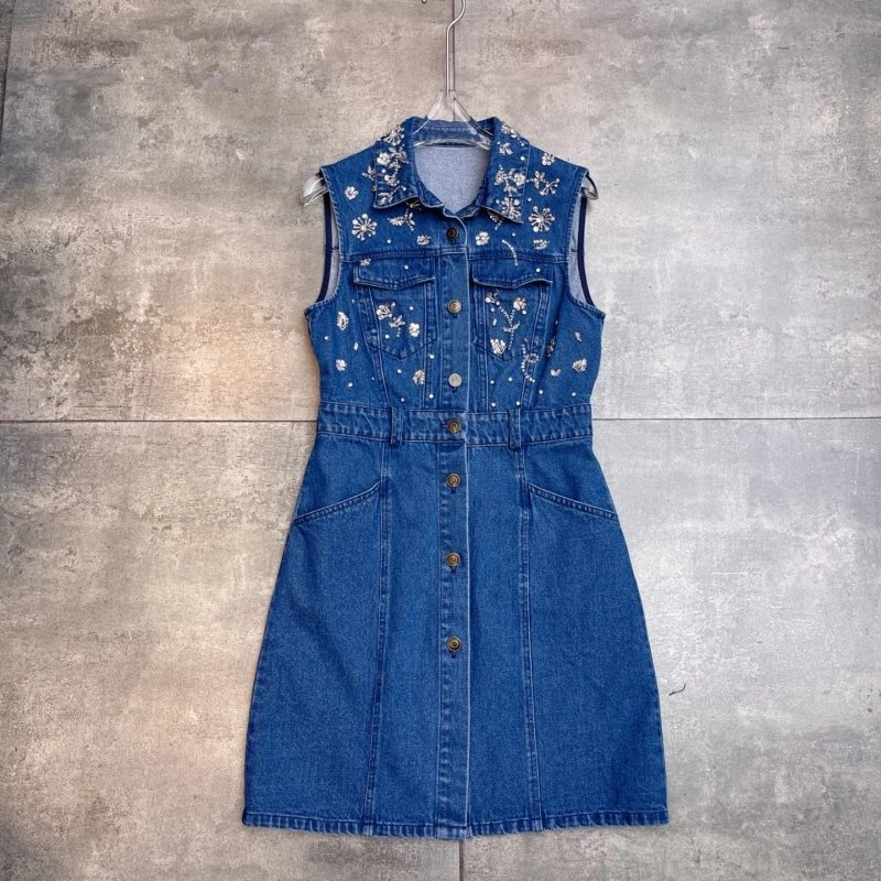 Cut-rate Unclassified Brand Dress
