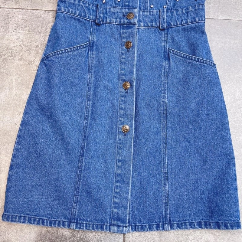 Cut-rate Unclassified Brand Dress