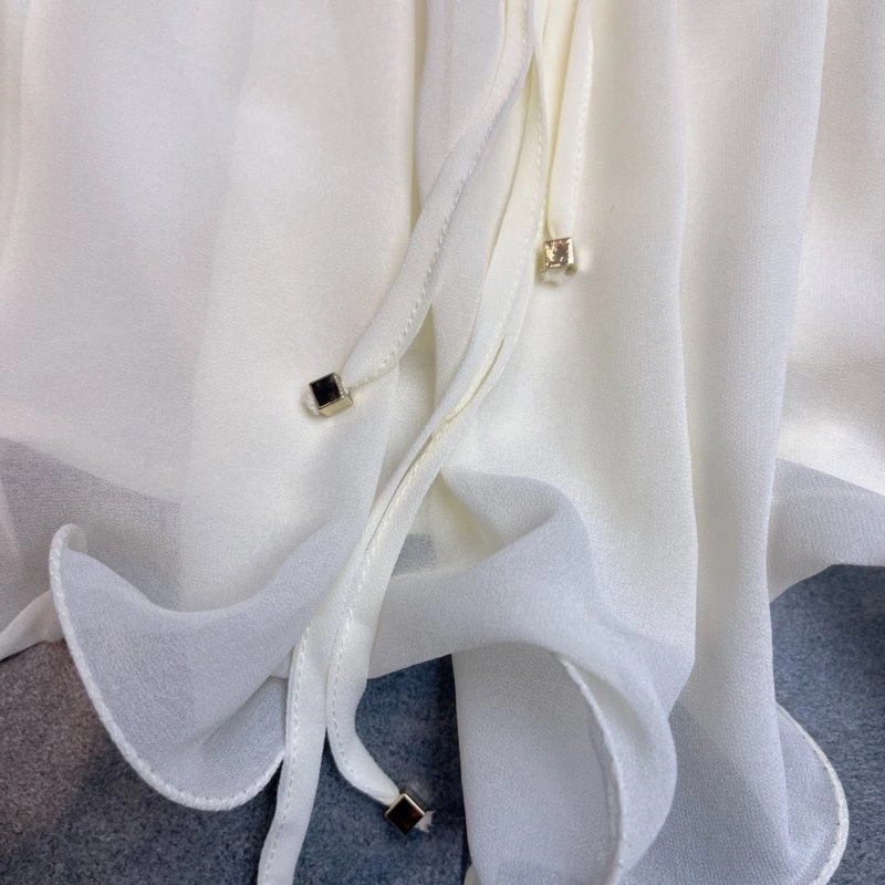 Indistinguishable Unclassified Brand Dress