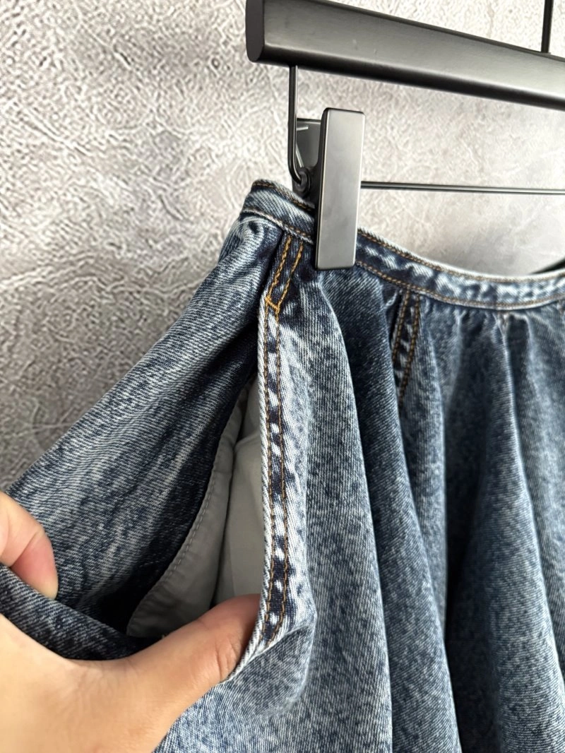 Exact replica Unclassified Brand Dress