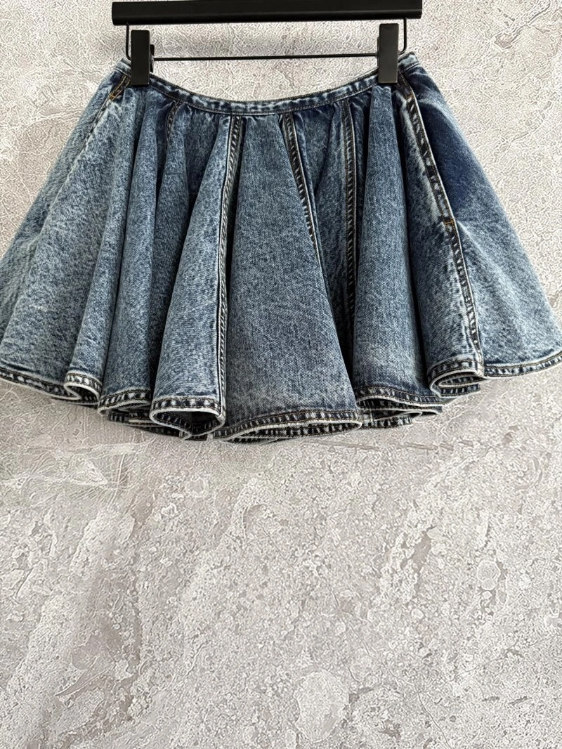Exact replica Unclassified Brand Dress